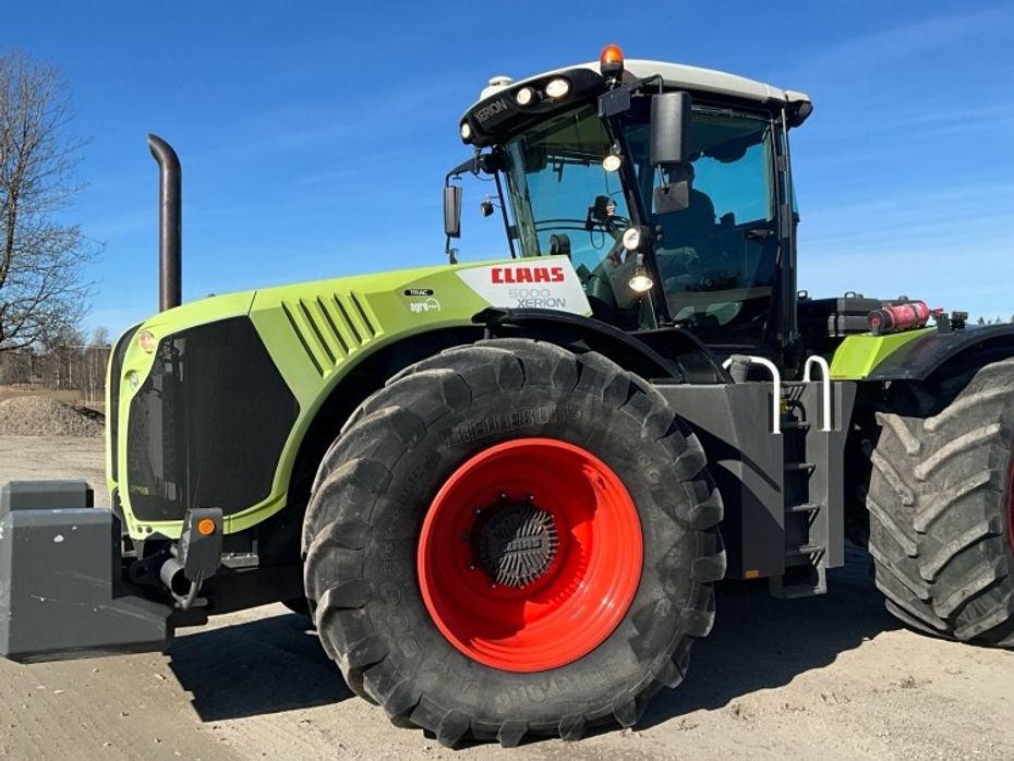 Traktorer 4 wd CLAAS, XERION 5000 TRAC. Med GPS anlæg. Maskinbladet